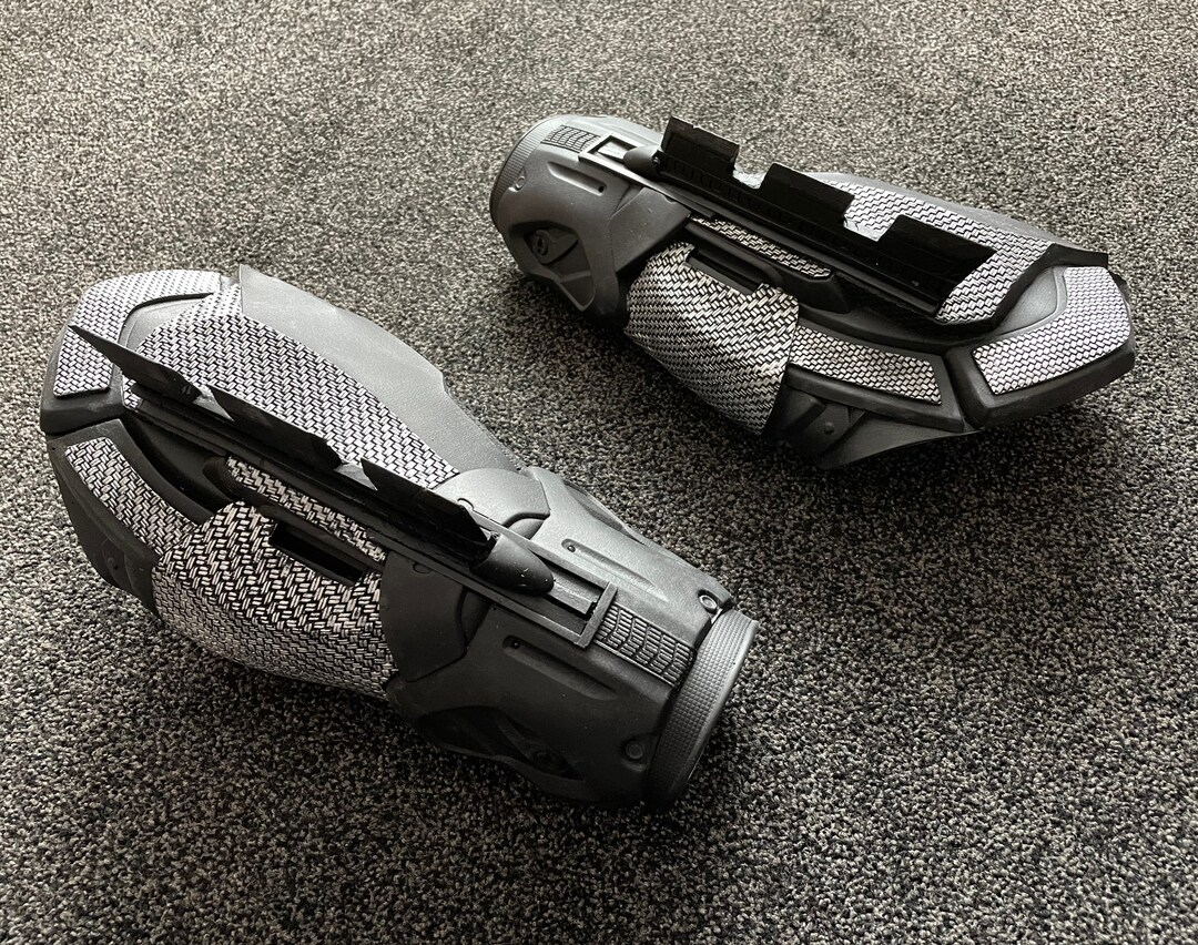 Hero Metallic Gauntlets Style 1 Armour Superhero Cosplay Costume Movie ...