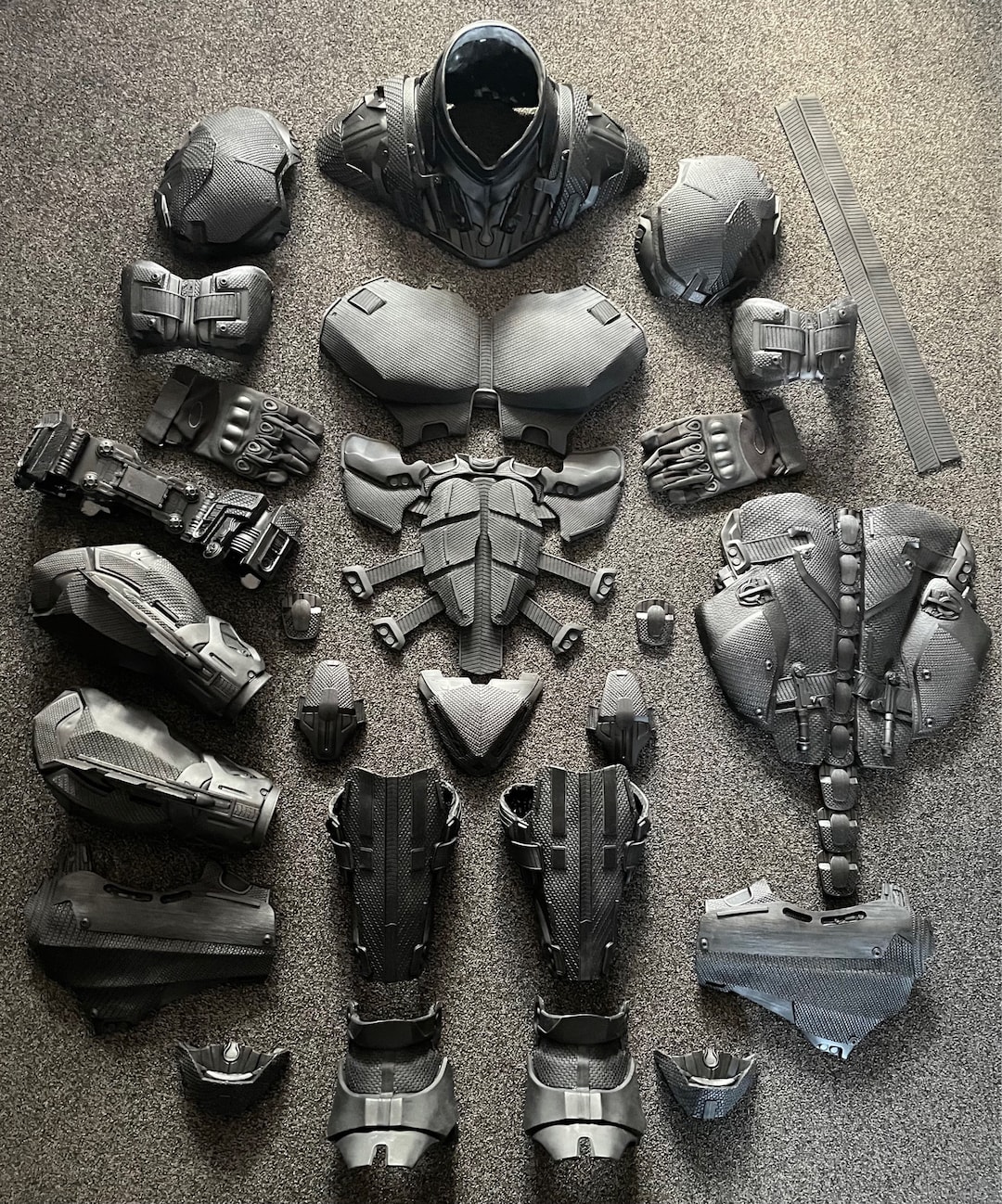 Hero Full Armour Set: 30-piece Superhero Cosplay Costume - Etsy