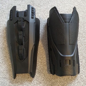 Stealth Gauntlets Armour Superhero Cosplay Costume Movie Cape Armor ...