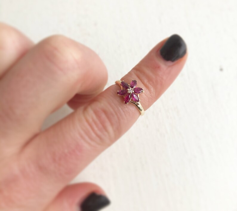 Vintage Ruby Ring 14k Yellow Gold Ruby Flower Ring Size 5 - Etsy