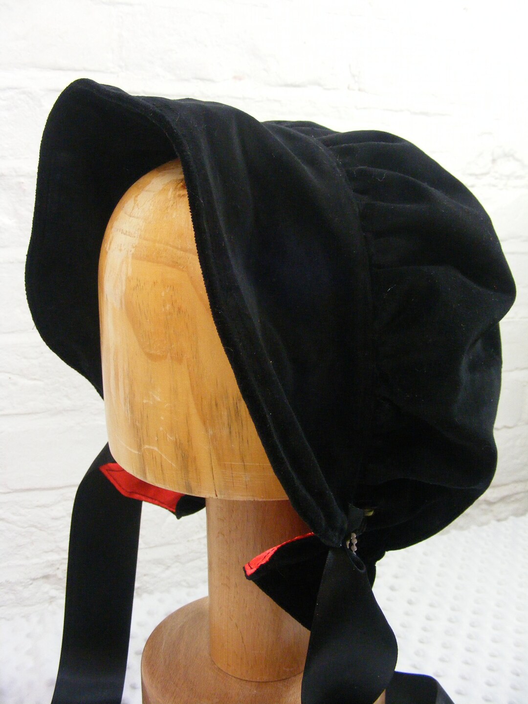 Ladies Adult Black or Red Velvet Bonnet Hat Regency Edwardian Victorian ...