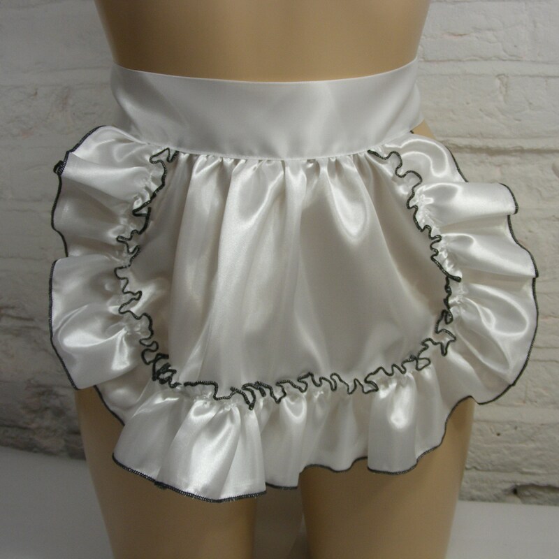 Frilly Maid - Etsy