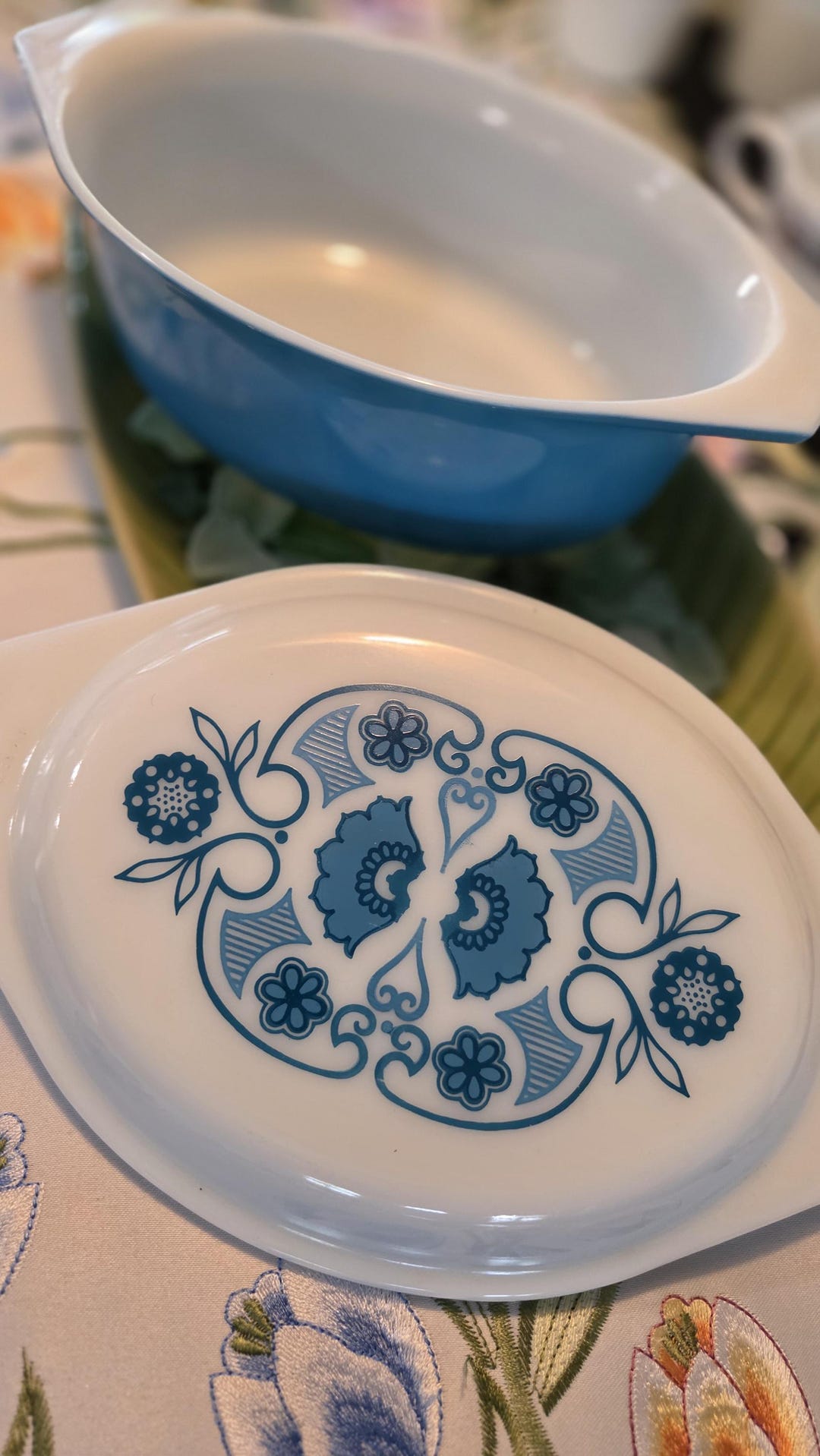 RARE Pyrex HORIZON 60s 043 1.5 Qt Oval Casserole. Bright Pattern Design ...