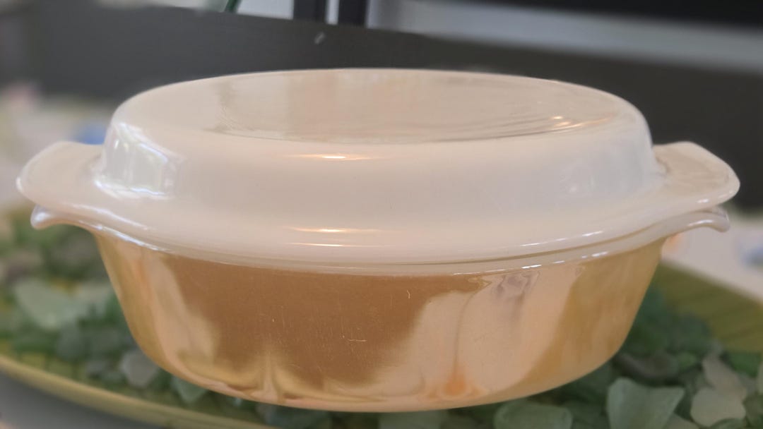 Vintage Fire King 433 Peach Luster 1.5 Qt Oval Baking Dish With White ...