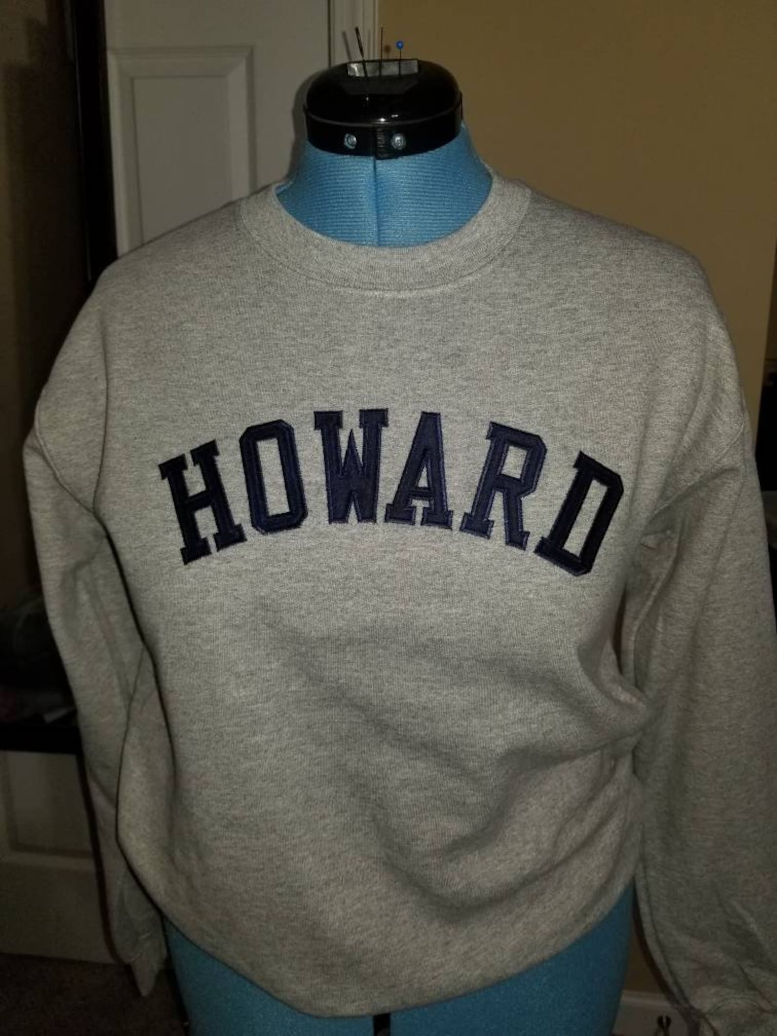 Howard Sweatshirt - Etsy