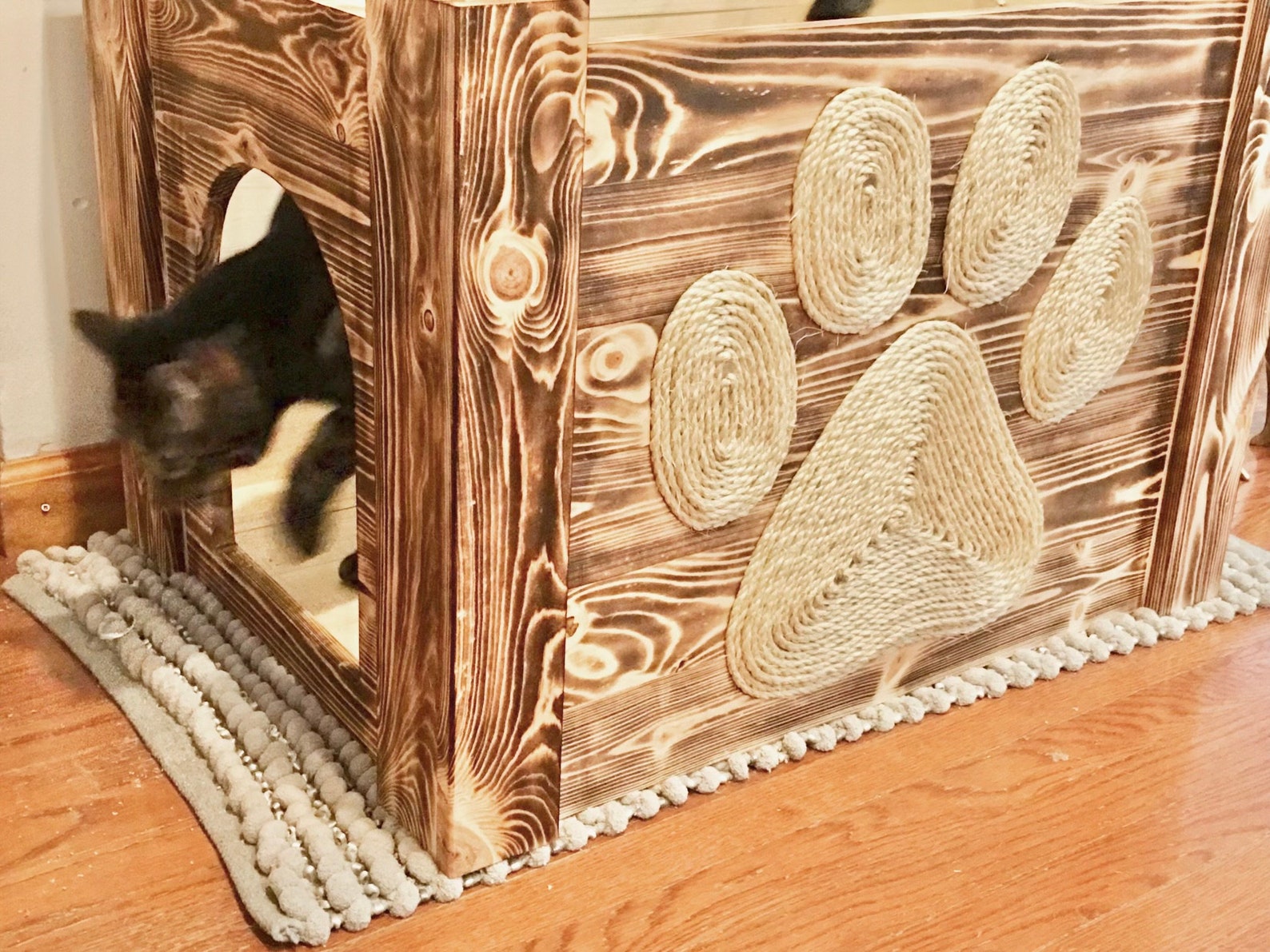 Cat Privacy Compartment W/ Paw Scratcher - Etsy