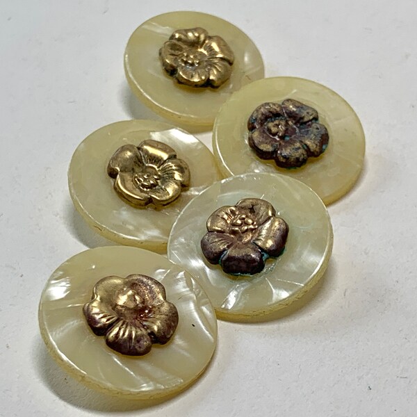 Large Floral Buttons - Etsy