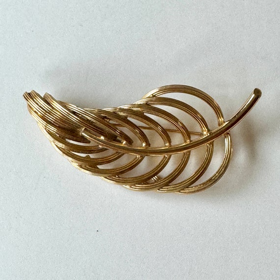 Vintage Monet brooch leaf pin Etsy