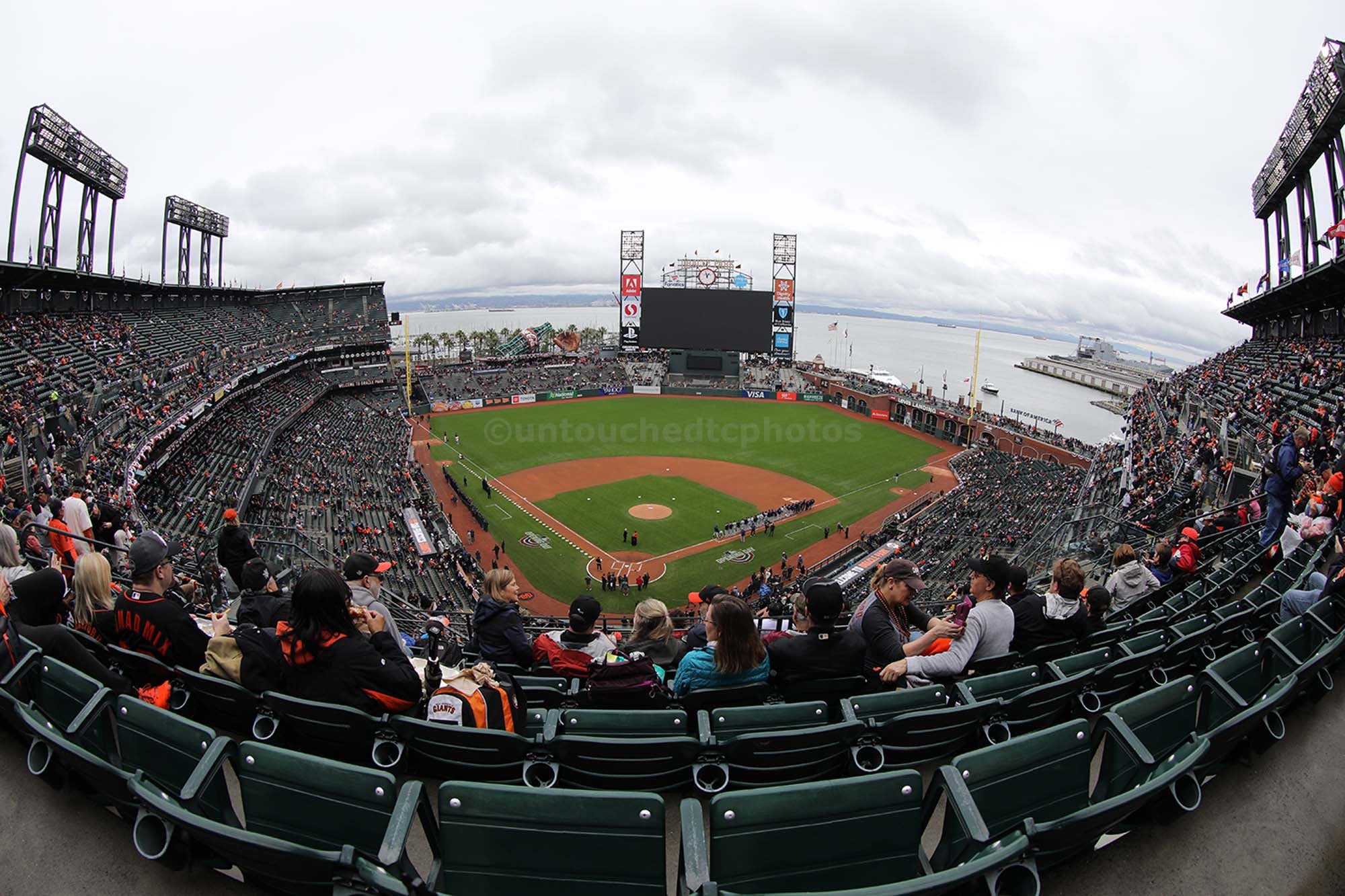 Oracle Park Stadium SF Giants Opening Day on April 5, 2019, Fans ...