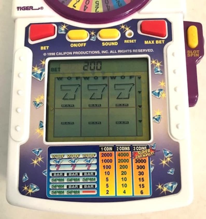 Vintage 1998 wheel of Fortune Slots Casino Style Slots Electronic ...