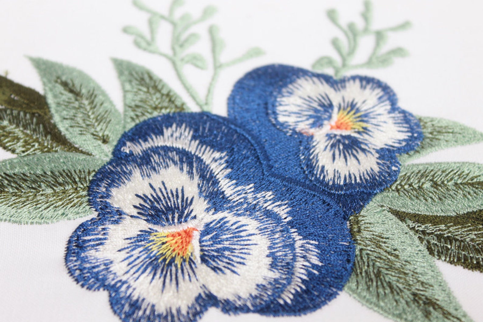 Machine Embroidery Design - Pansy # 2 Machine Embroidery Design ( 2 ...