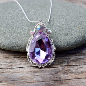 Sofia the First Amulet Necklace, Amulet of Avalor Reproduction ...