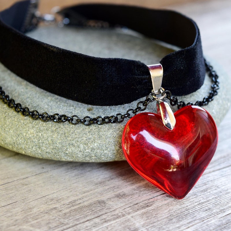 Black Heart Choker Necklace - Etsy