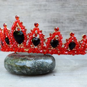 Princess Red Queen of Hearts Crown, Small Red Crown W/ Black Hearts ...