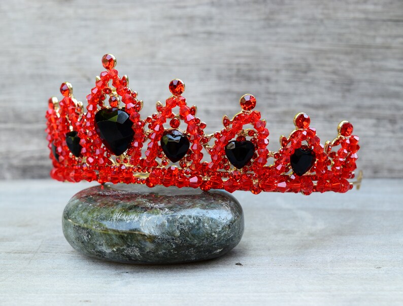 Bridget Good Queen of Hearts Crown, Small Rose Crown W/ Red Hearts ...
