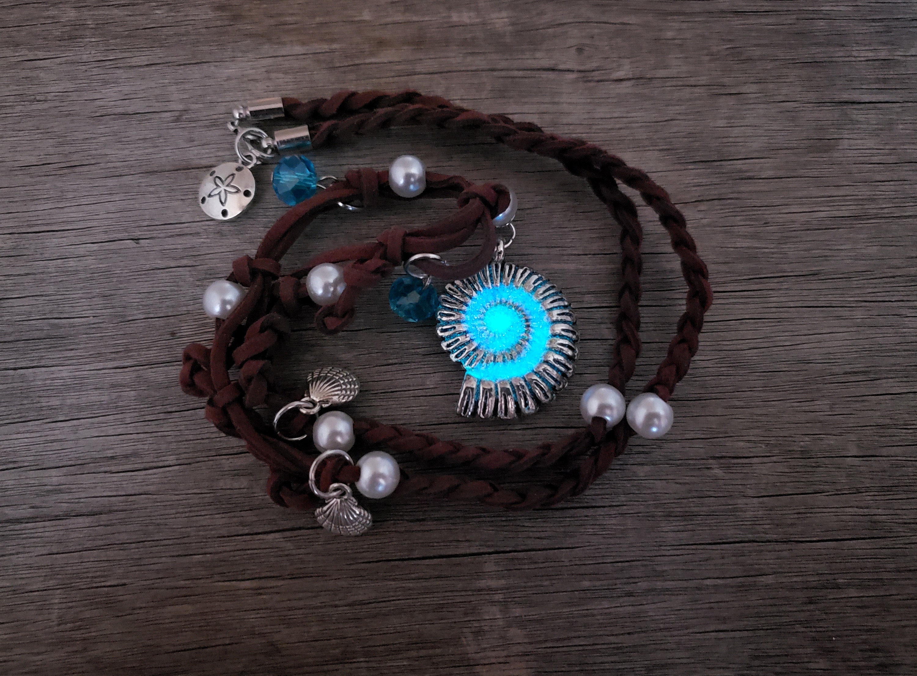 Glowing Uma Necklace, Glow in the Dark Nautilus Sea Shell, Ursula ...