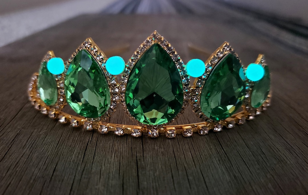 Tiana Tiara, Glow in the Dark Princess and the Frog Crown, Glowing Anna ...