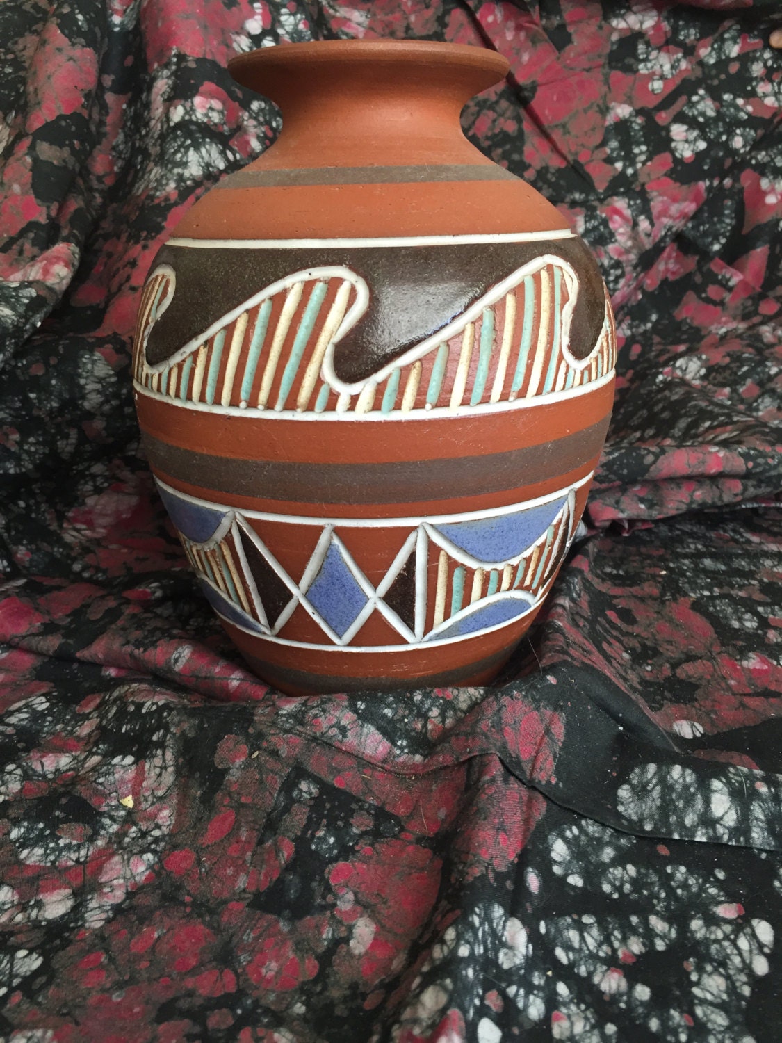 Aketekyiwa Vase richard Ekem Pottery From Ghana | Etsy