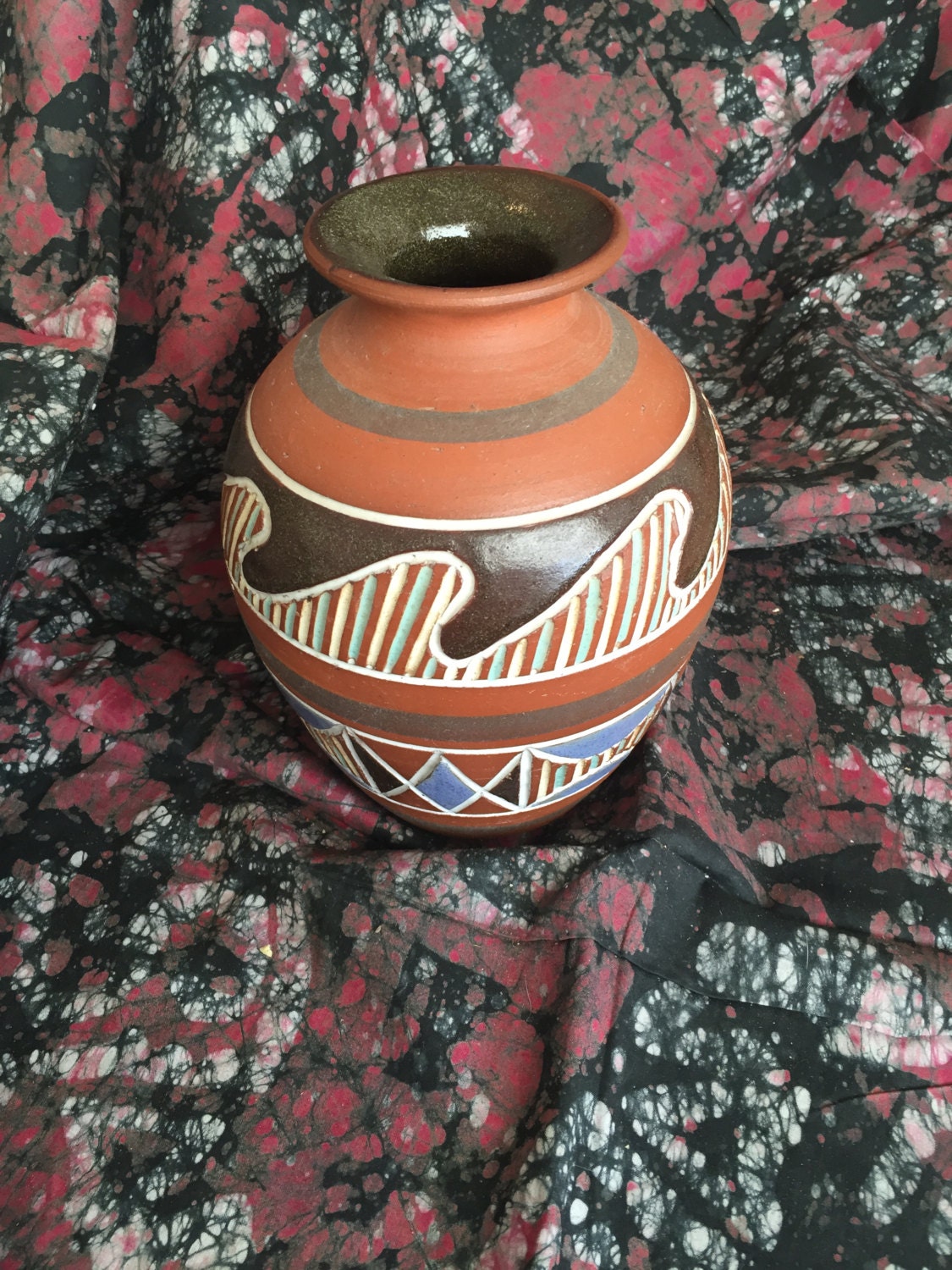 Aketekyiwa Vase richard Ekem Pottery From Ghana | Etsy