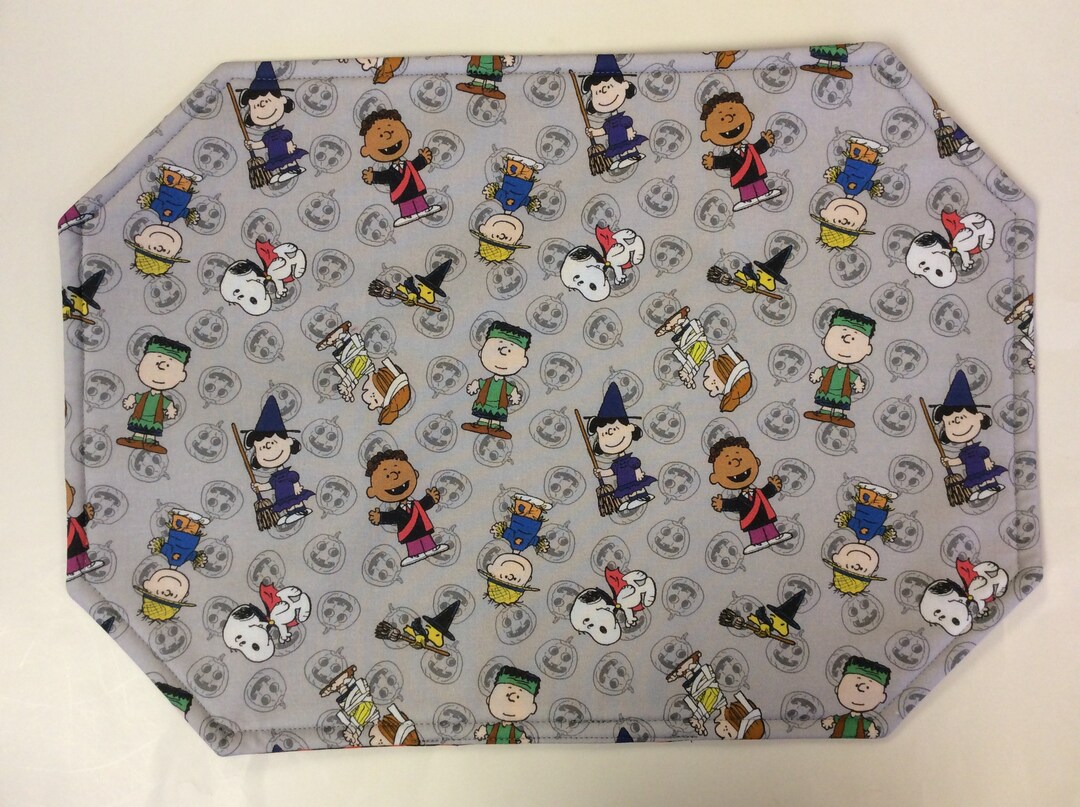 Snoopy/peanuts/placemats/halloween/tea Mats/table Mats/dining Mats ...