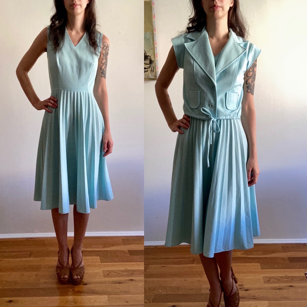 Vintage 1970s Women's Jerell of Texas Blue Two Piece Dress Pleated With ...