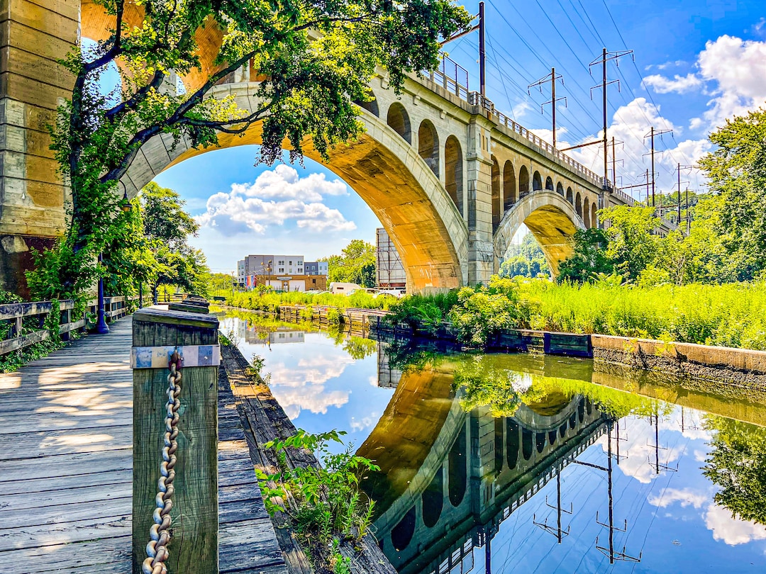 Canal Reflections Along the Manayunk Tow Path in Philadelphia Landscape ...