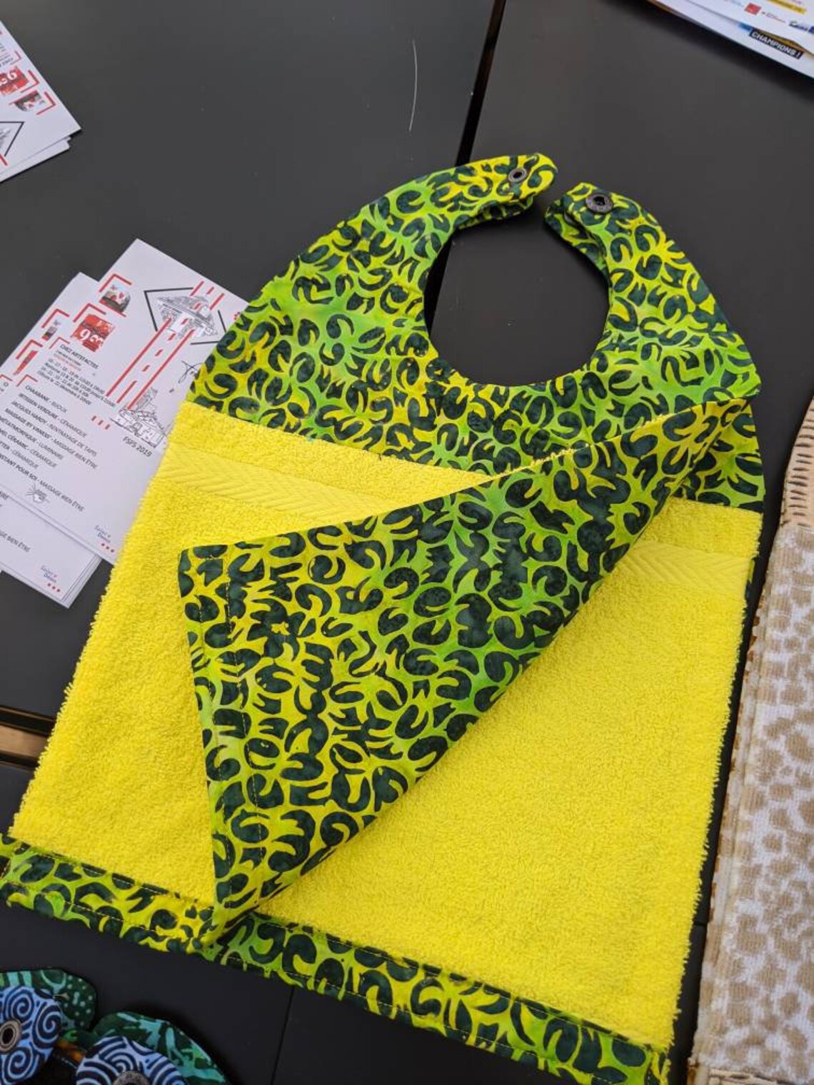 Reversible Cotton Batik and Baby Sponge Reversible Bib // Anis | Etsy