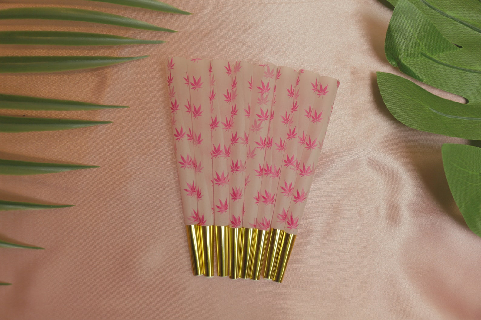 8 Pack Pre-rolls Cones / Rolling Paper / Rolling Paper Cones / | Etsy