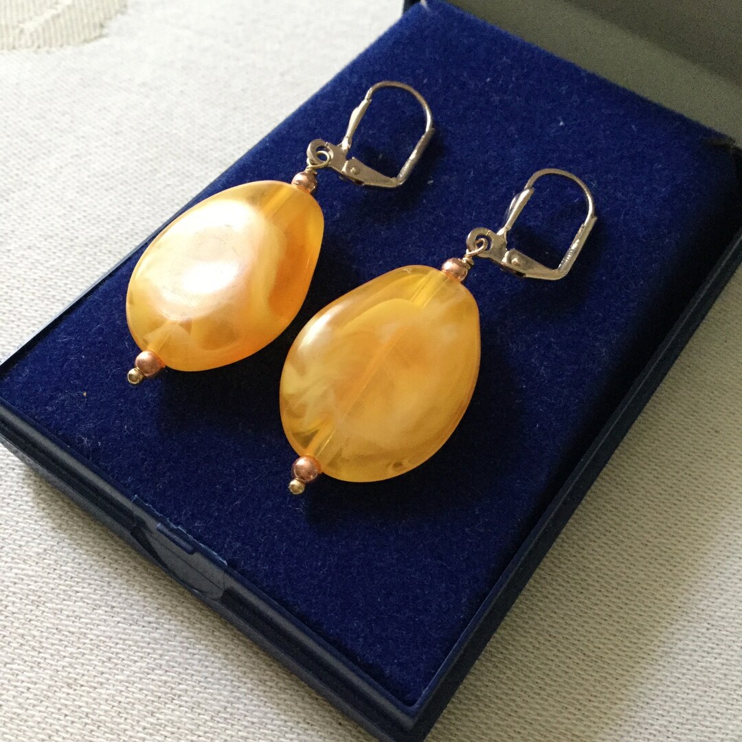 Art Deco Vintage BAKELITE GOLD Plated Earrings- Elegant Design - Gold ...