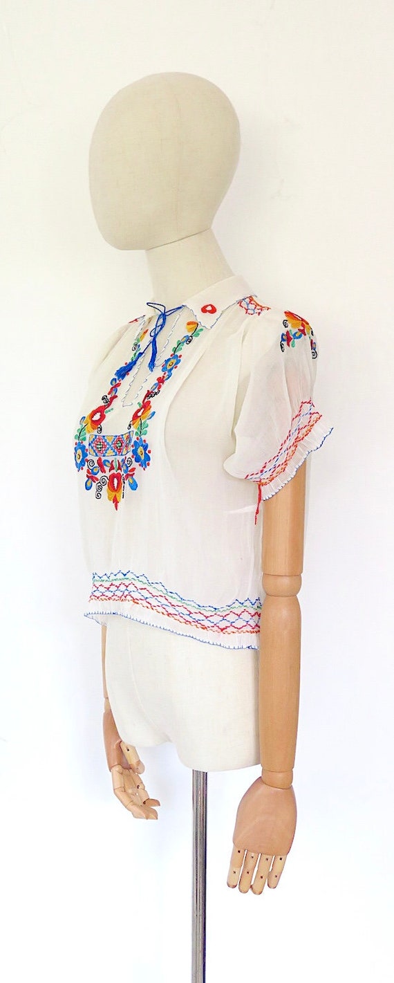 Vintage 1930s 1940s Hungarian White Hand Embroidered … - Gem
