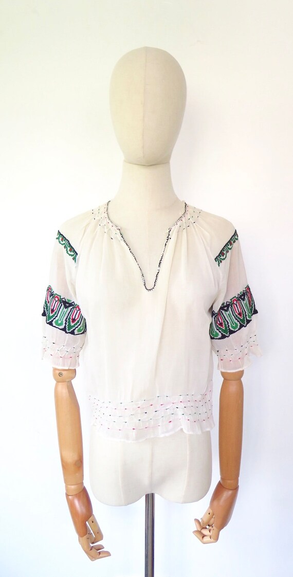 Vintage 1930s 1940s Eastern European Off-White Hand E… - Gem