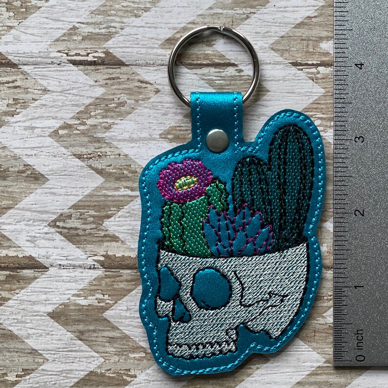 Skull With Cacti Snaptab Cactus Skull Key Chain Succulent - Etsy