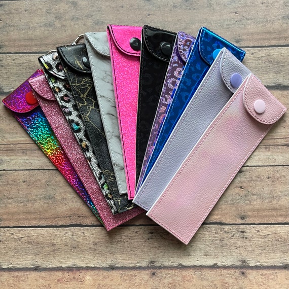 Glitter Pen Case Pen Sleeve Pen Holder Glitter Pen Pouch Embroidered Pen Case Vinyl Pen Sleeve Personalized Pen Holder Xoxo Amour Etsy