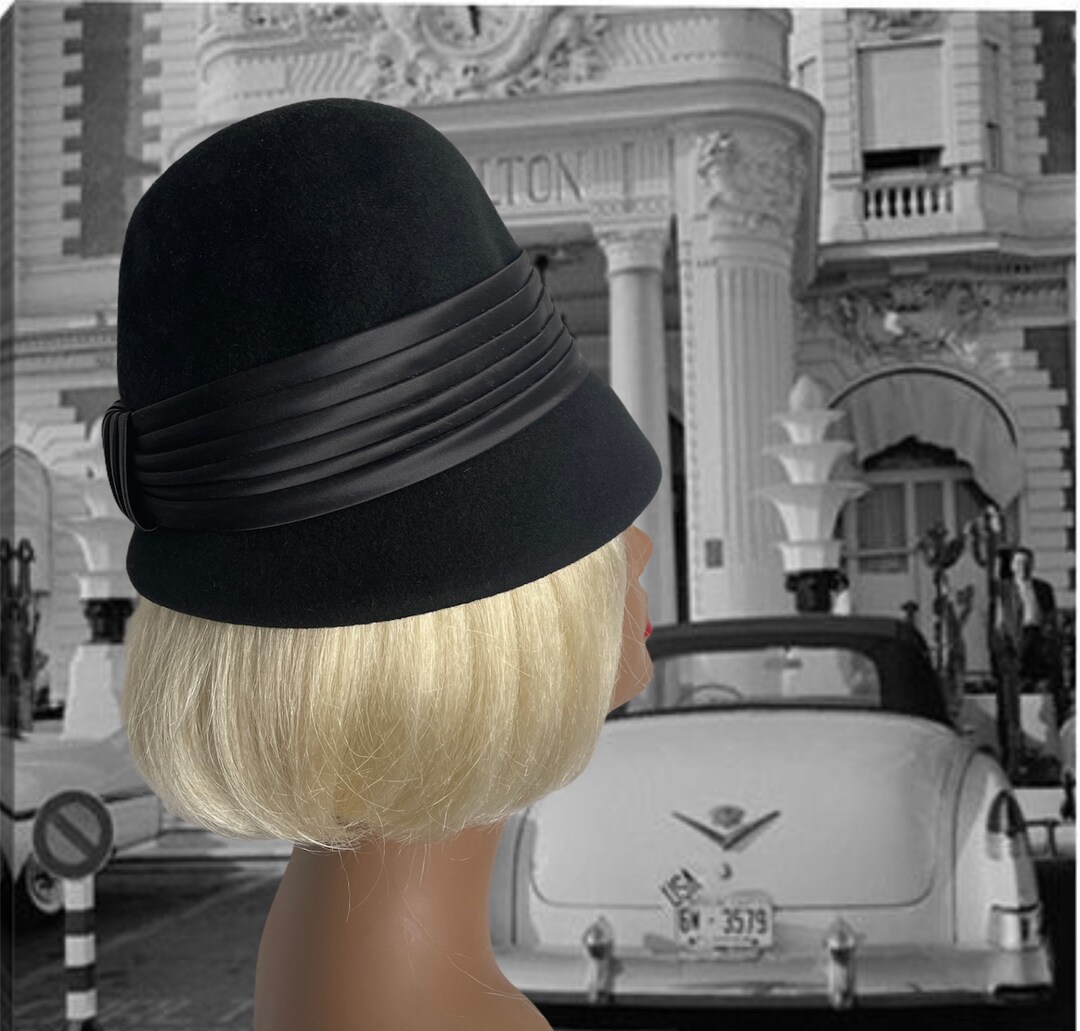 Vintage 1960s Beehive Hat Black Felt With a Satin Band - Etsy