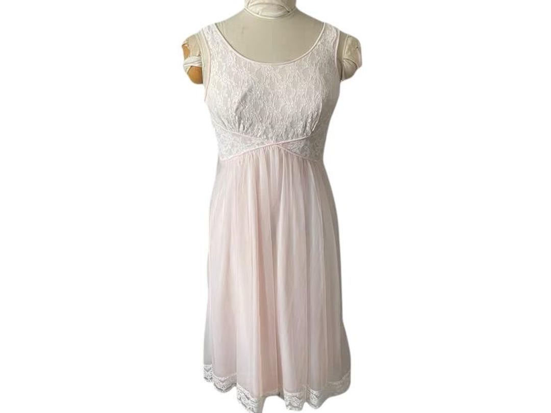 Vintage Miss Siren Negligee, Pink Chiffon Nylon Lace Nightgown - Etsy