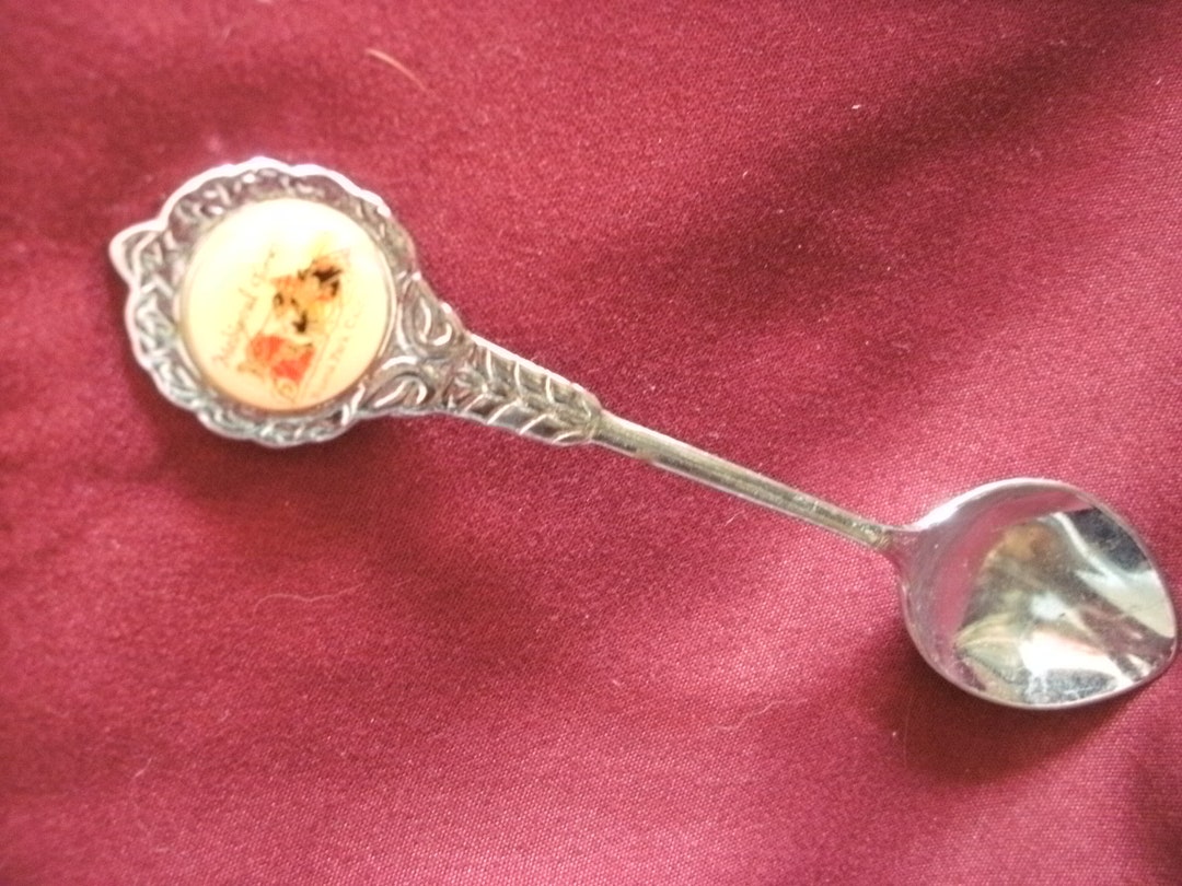 Vintage 5 Souvenir Spoon Medieval Times Buena Park California Enameled ...