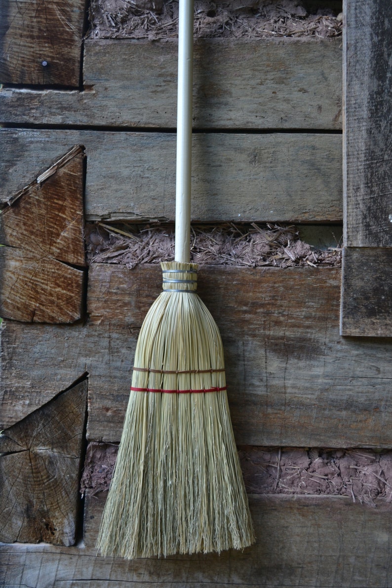 Shaker Kitchen Sweeping Broom. - Etsy