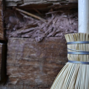 Shaker Kitchen Sweeping Broom. - Etsy