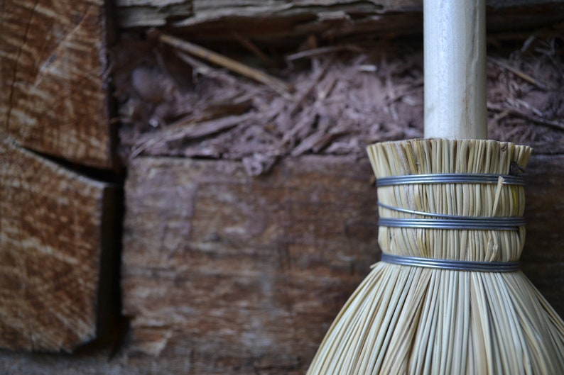 Shaker Kitchen Sweeping Broom. - Etsy