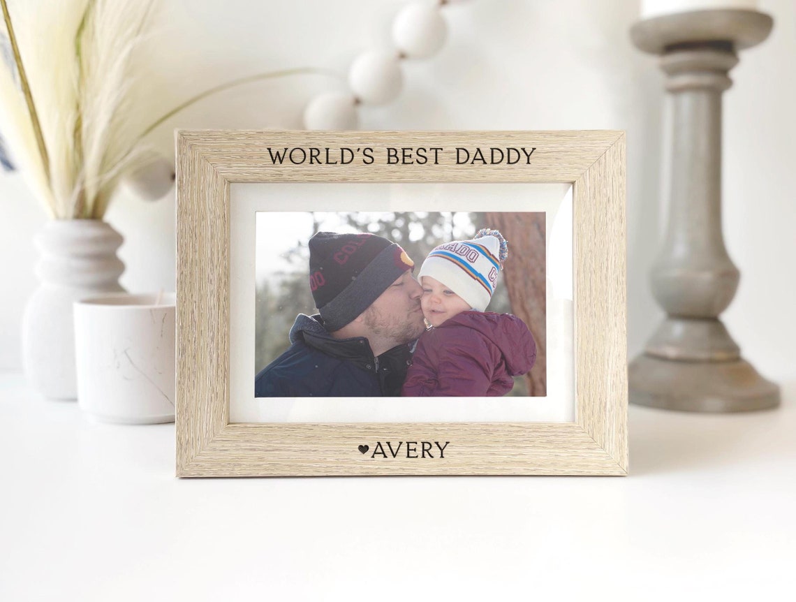 World's Best Daddy | Personalized Picture Frame | New Father Baby Gift ...