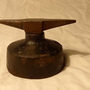 Vintage Metal Mini Anvil / Watchmaker's Anvil / - Etsy