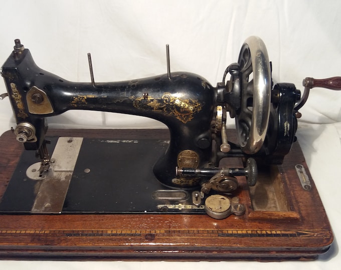 Antique 1890's Sewing Machine,,gritzner'' With Original Wooden Box Case ...