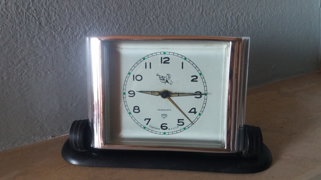 Vintage 1950's Mechanical Alarm Clock.brand: ПИОНЕР /PIONEER/ USSR - Etsy