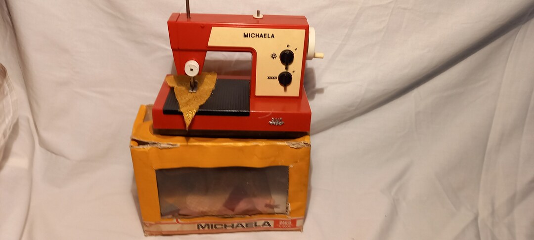 Vintage Children's Sewing Machine.brand:piko Mod.michaela - DDR - Etsy
