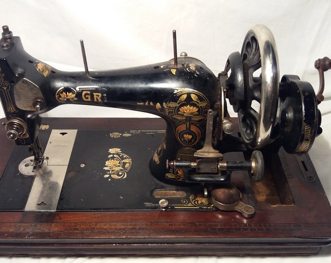 Antique 1910's ,,SINGER'' Sewing Machine Mod.28k With Original Wooden ...