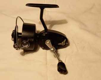 Vintage Mitchell 3-0-0 Spinning Fishing Reel, Circa 1950's - Made in ...