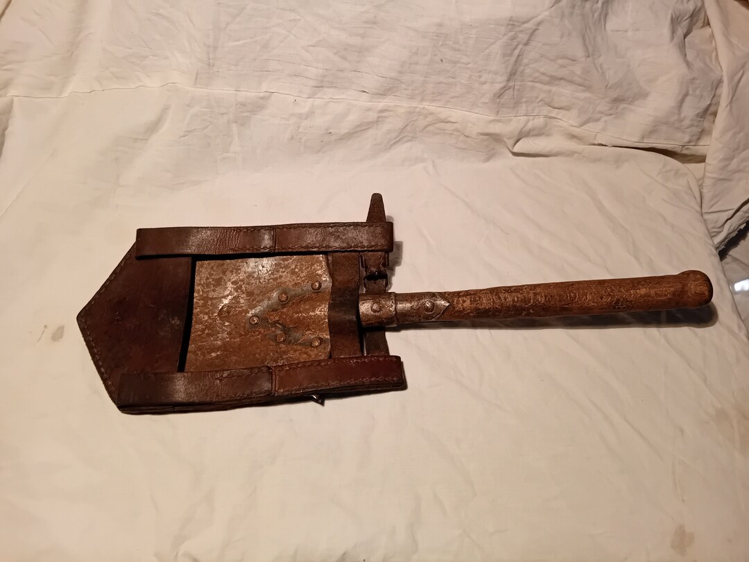 Vintage Soldier Shovel With Leather Case - Etsy