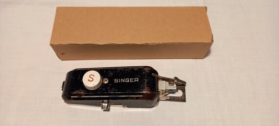 Vintage singer'' Buttonhole Attachment - Etsy