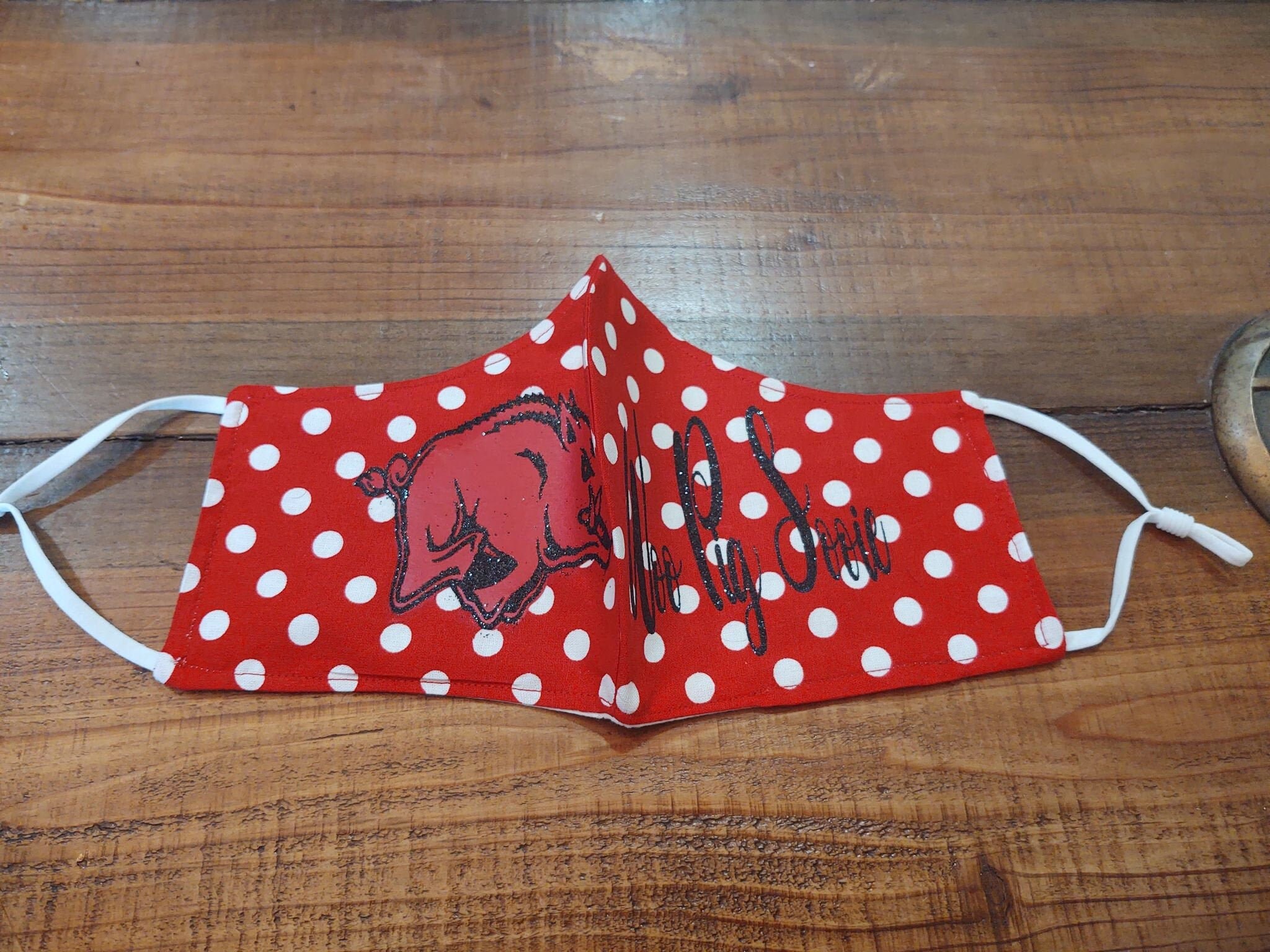 Polka Dot Razorback Face Mask. Arkansas Razorbacks - Etsy UK