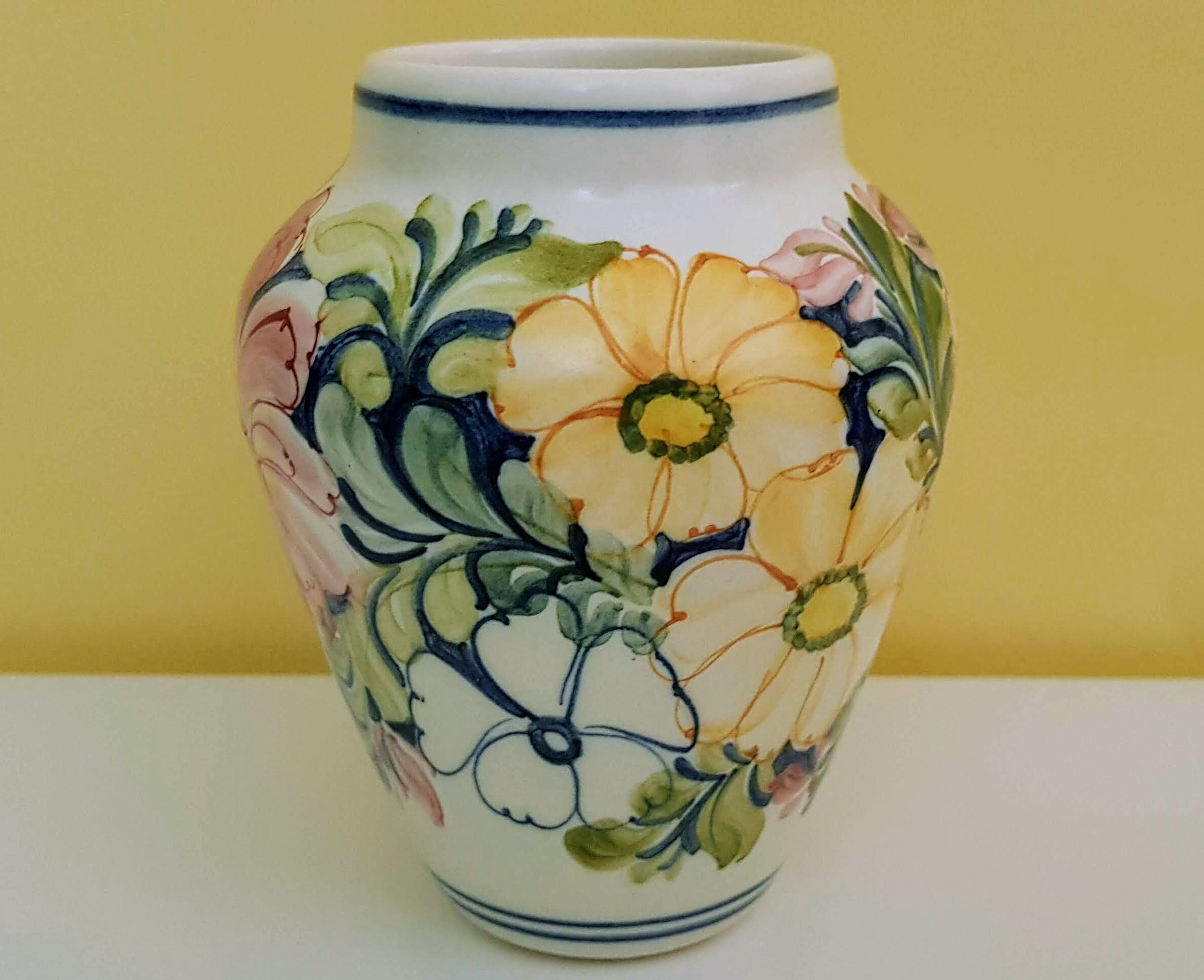C.mallorca Felanitx Studio Pottery Vase - Etsy UK